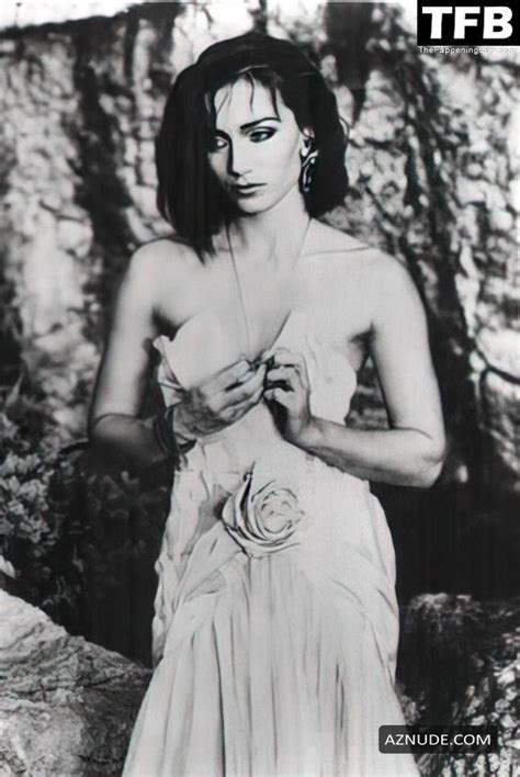 Kristin Scott Thomas Sexy And Topless Photos Collection From Various