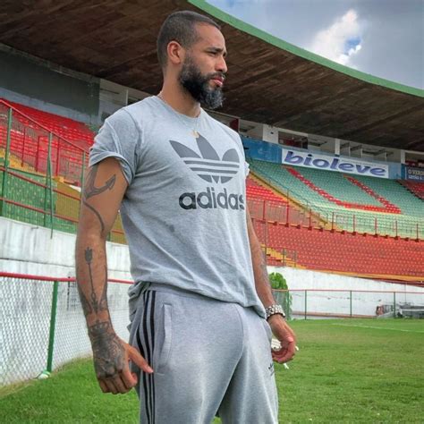 Pin De Davidkajerero Em Daddies Bulge
