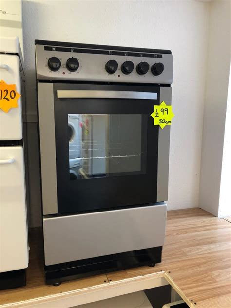 Silver Currys Essentials Cm Single Oven Cooker Free Delivery Fitting Removal In Dundee