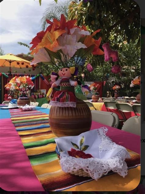 Pin En G R A D F I E S T A Fiesta Mexicana Centro De Mesa Mexicano Decoracion Fiesta Mexicana