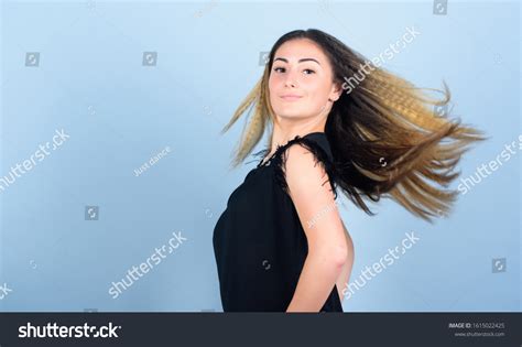 1122 Imágenes De Crimp Hair Imágenes Fotos Y Vectores De Stock