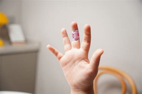 아기 기침 멈추는법 유아 기침 호일밴드 손가락 붙이는 방법 네이버 블로그 아기 기침 멈추는법 유아 기침 호일밴드 손가락 붙이는 방법 네이버 블로그