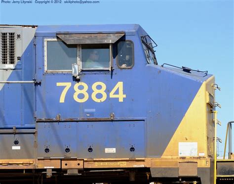 A Close Up Image Of The Cab On Csx Engine No 7884 With The Csx