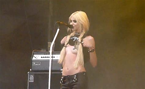 Taylor Momsen Nude Pics Scenes And Porn Scandal Planet
