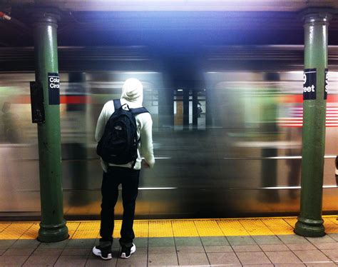 Flash Subway Flickr Photo Sharing