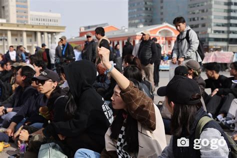 ФОТО Огцрох амархан Vs Ухаа худгаа авъя