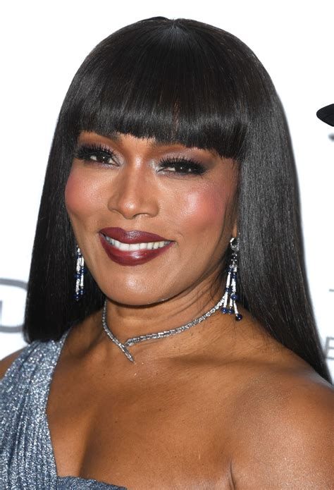 Angela Bassett Just Served Us The Bluntest Bang Weve Ever Seen — See