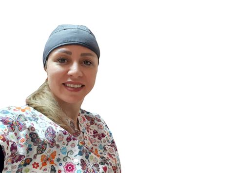 دندانپزشک تهران دکتر بیتا ملکی متخصص جراحی لثه و ایمپلنت متخصص و جراح دندانپزشک تهران