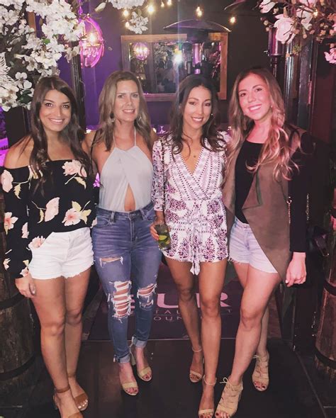 Alexis Capozzis Feet