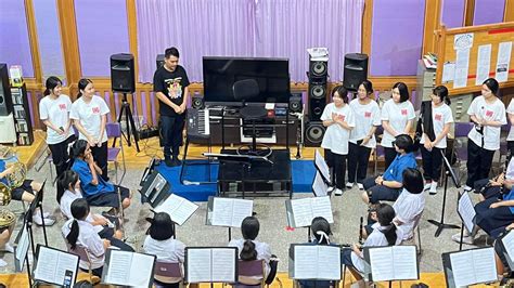 06 07 2023 ภาพกิจกรรมของนักเรียนในโครงการห้องเรียนดนตรีโรงเรียนสุรนารีวิทยา แสดงดนตรีแลกเปลี่ยน