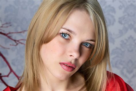 Amanda Model Profile Indexxx Com