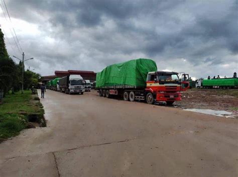 မြဝတီကုန်သွယ်ရေးဇုန်တွင် မြန်မာကုန်တင်ကားများကို ရဲနှင့်ယာဉ်ထိမ်းရဲတို့မှ တရားမဝင်ငွေကြေးကောက