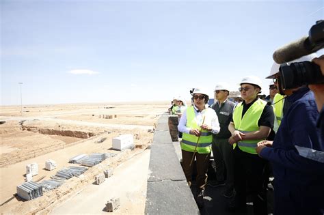 Газрын тос боловсруулах үйлдвэрийн бүтээн байгуулалтад тулгарсан асуудлыг шийдвэрлэжээ