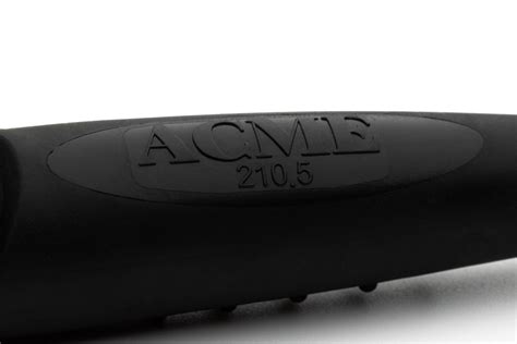 Acme Alpha Zviždaljka 210 Crna Fanzoj