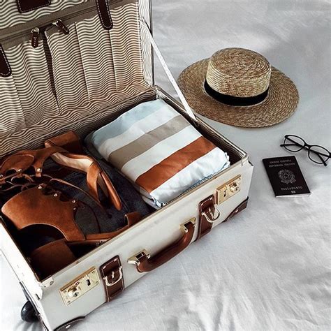 Hot Sexy Kayla Seah Bikini Pics