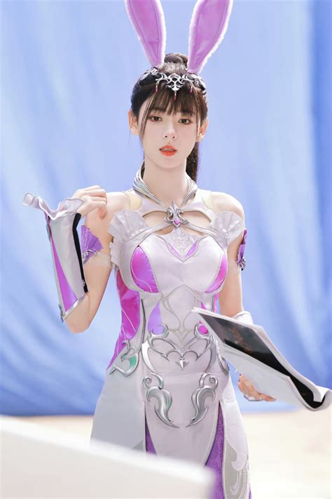 张予曦出演斗罗大陆2真人剧cos小舞太可爱了不愧是天选小舞 腾讯新闻