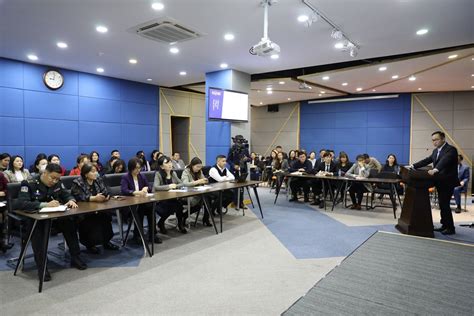 Төрийн төв байгууллагын эрх бүхий албан тушаалтнуудад Авлигатай тэмцэх