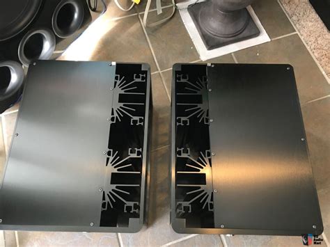 Audio Gd He 2 Mk2 Reference Class A Mono Amplifiers And Power Supplies 1000w And Shunyata Resear