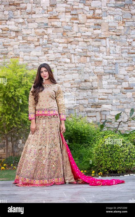 Indian Muslim Girls Wedding Dress