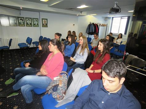 Студенти от специалност “Международни икономически отношения“ МИО на УНСС се запознаха с