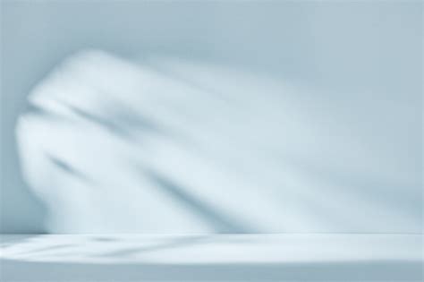 그림자와 라이트가 있는 추상적인 파란색 배경입니다 제품 프레젠테이션을 위한 배경 배경 주제에 대한 스톡 사진 및 기타 이미지 배경 주제 생활필수품 파란색 Istock