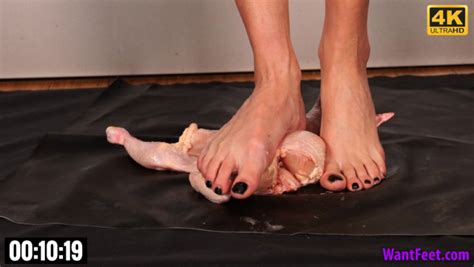 Wantfeet Vivian Barefoot Chicken Crush 4k Manyvids