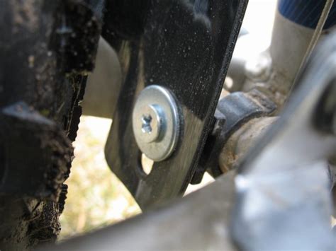 Как установить полноразмерные крылья на горный велосипед если нет отверстий для крепления на