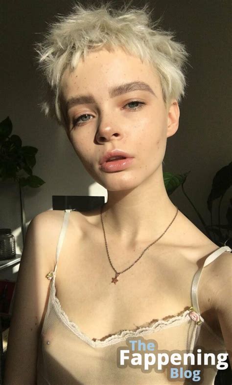 Milkie Way Bassist Milkieway Nude Leaks Photo 37 Thefappening