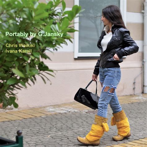 Dora Diamant Portably Art