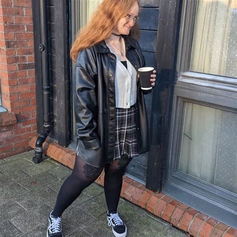 Chloe Candidlychloe • Threads Say More