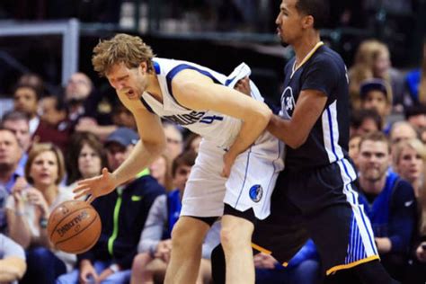 德克：利文斯顿不是故意掏我 这件事翻篇了篮球 Nba新浪竞技风暴新浪网