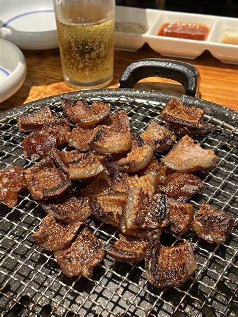 따룽이 On Twitter 📍광안리 초필살 돼지구이 레전드 돼지껍데기 맛집 직원들이 다 구워주시니까 기다렸다가 맛있게 먹기만하면됨 같이나오는 초필살 소스가 리얼 존맛임