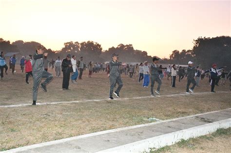 ညောင်ဦးမြို့၌ ဒီဇင်ဘာလ အားကစားလှုပ်ရှားမှု လမ်းလျှောက်ခြင်းနှင့် ကိုယ်လက်လှုပ် ရှားမှုပြုလုပ