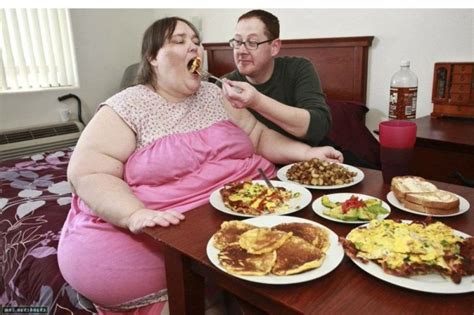 Create Meme The Thick Women Fat Girls With Food Fat Woman With A
