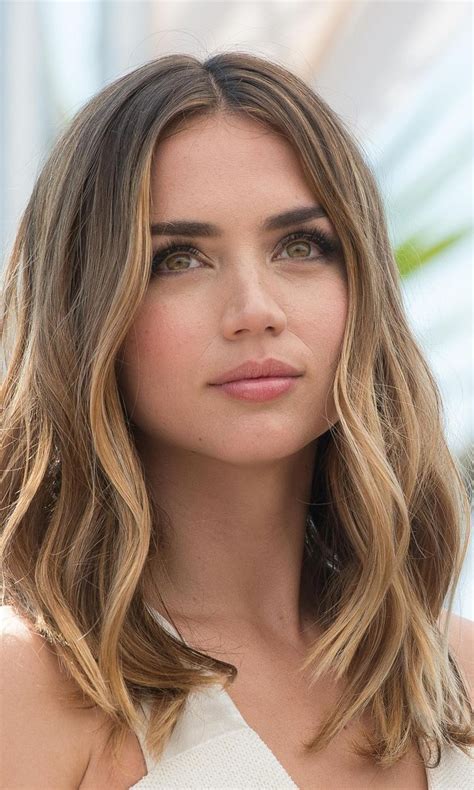 Ana De Armas Top 10 Most Dramatic Hair Makeovers