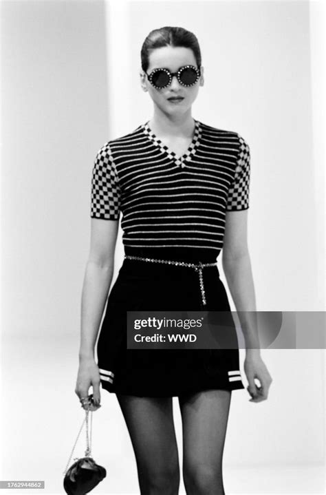 Model Michele Hicks Foto Di Attualità Getty Images