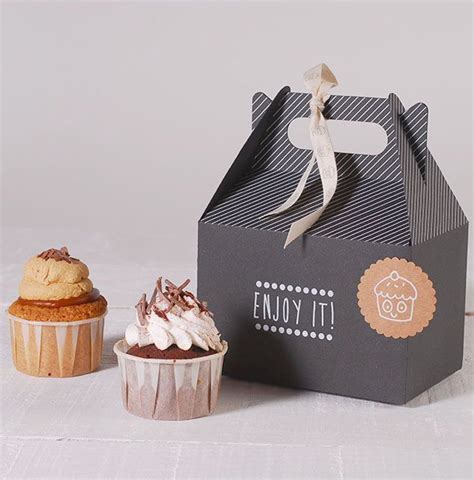 Gable Boxes For Bakery Packaging And T Wrapping Design Cake Box