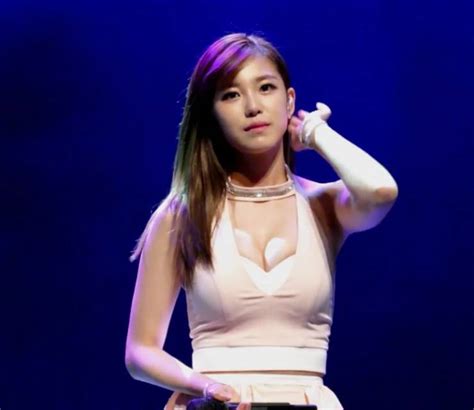 야심한 밤에 보는 전효성 무브먼트  인스티즈 Instiz 이슈 카테고리