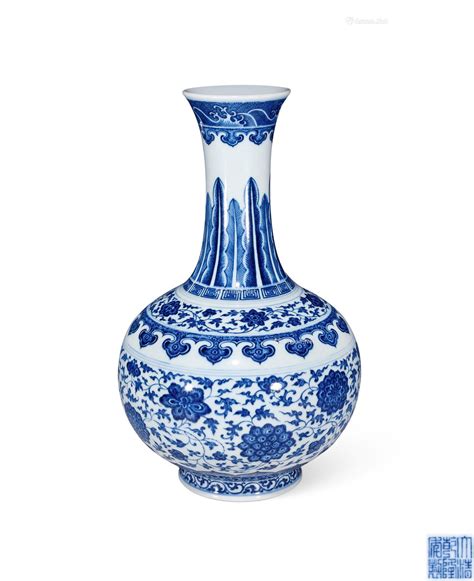 清乾隆 青花缠枝莲纹赏瓶拍卖品 图片 价格 鉴赏 清代青花瓷器 雅昌艺术品拍卖网