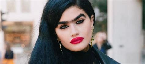 Σοφία Χατζηπαντελή Φόρεσε το “naked Bikini” της Kylie Jenner Must