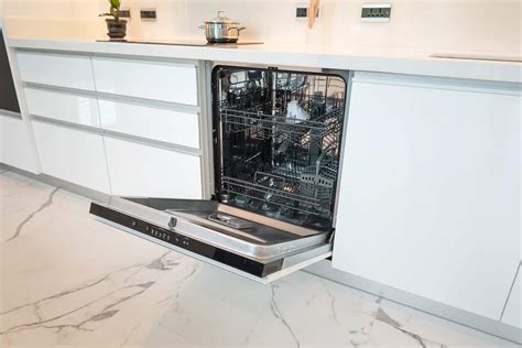 Built In Vs Freestanding Dishwasher A Detailed Comparison Howdykitchen
