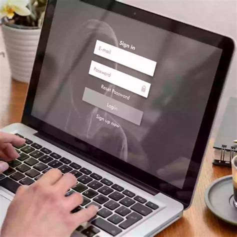 Experts Urge People To Act Fast As 19000000000 Passwords Are Leaked In Major Hack