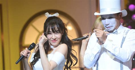 티파니 산타와 함께 춤을~ Mbn포토