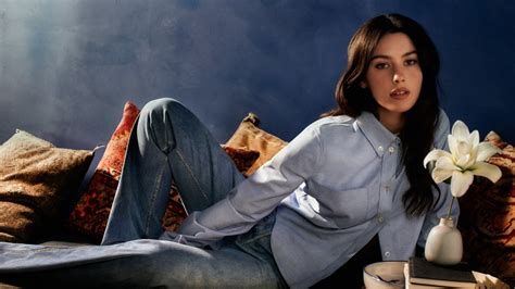 What Taylor Swift Taught Gracie Abrams Vanity Fair