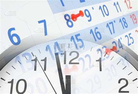 拼贴与时钟和日历大头针