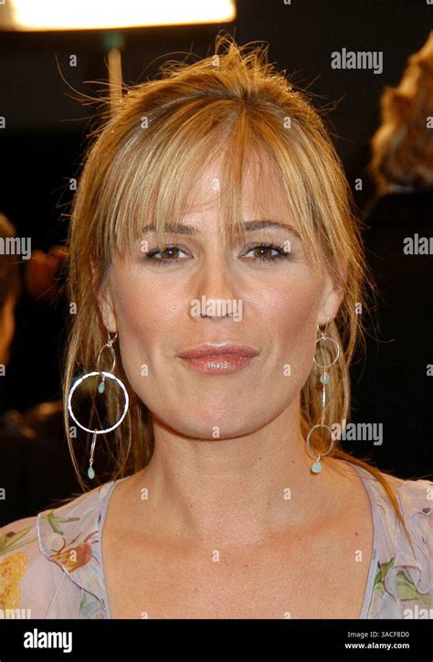 Feb 11 2004 Hollywood California Usa Maura Tierney At The World