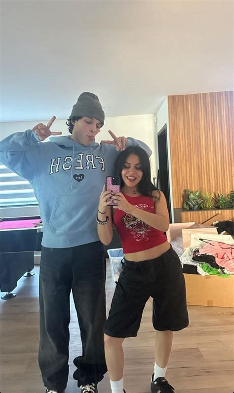 Pin By ᴠɪᴏʟᴇᴛ On ᴄʜʀɪꜱ Triplets Fangirl Problems Chris Owen