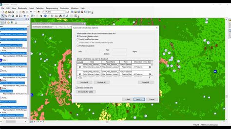 clip entire geodatabase while maintain its structure in arcgis desktop