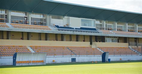 건물 건설 건축 경기 날 경기장 경기장 디자인 경쟁 공공 장소 관중 관중석 그랜드스탠드 도시의 들판 레저