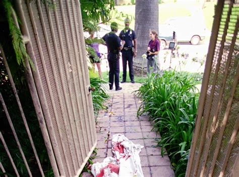 Nicole Simpson Autopsy O J Simpson Infamous Football Star Aquitted
